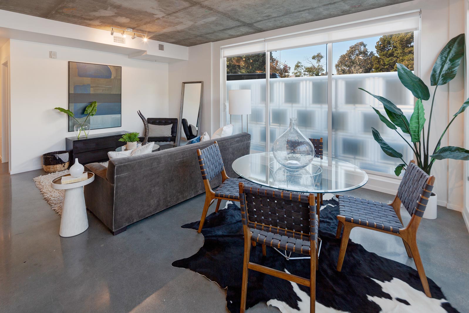 SoMa Luxury 2 Bedroom Apartments | The Slate Residences